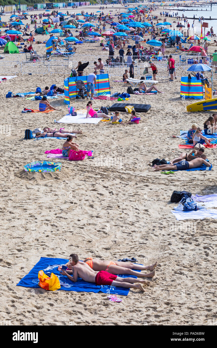 Bournemouth, Dorset, UK. 22nd July 2018. UK weather: hot and sunny at ...