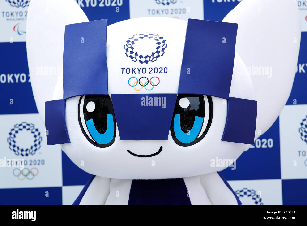 Tokyo olympic 2020 mascot miraitowa and someity hi-res stock photography and images - Alamy