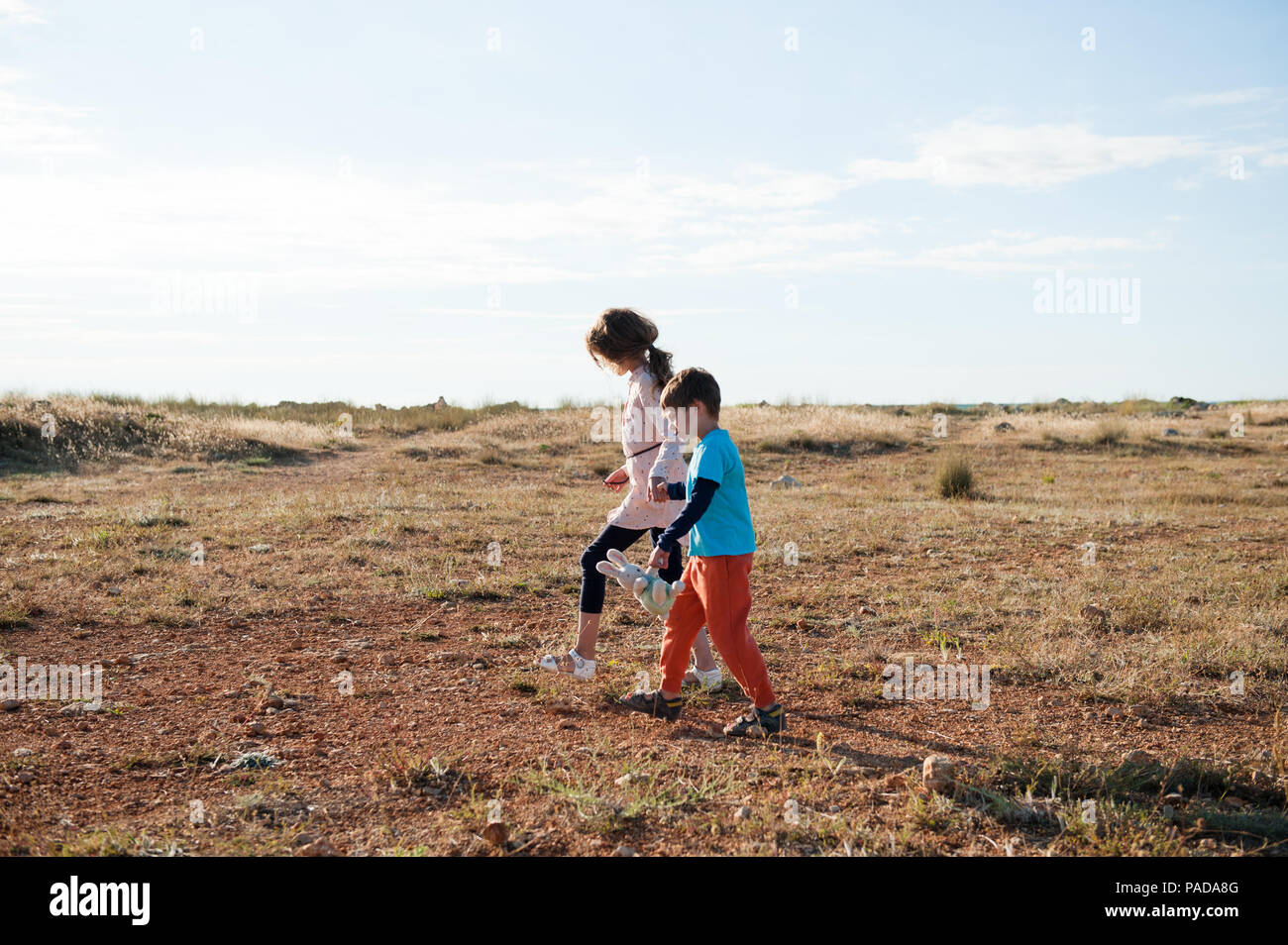 War conflict hunger children hi-res stock photography and images - Alamy