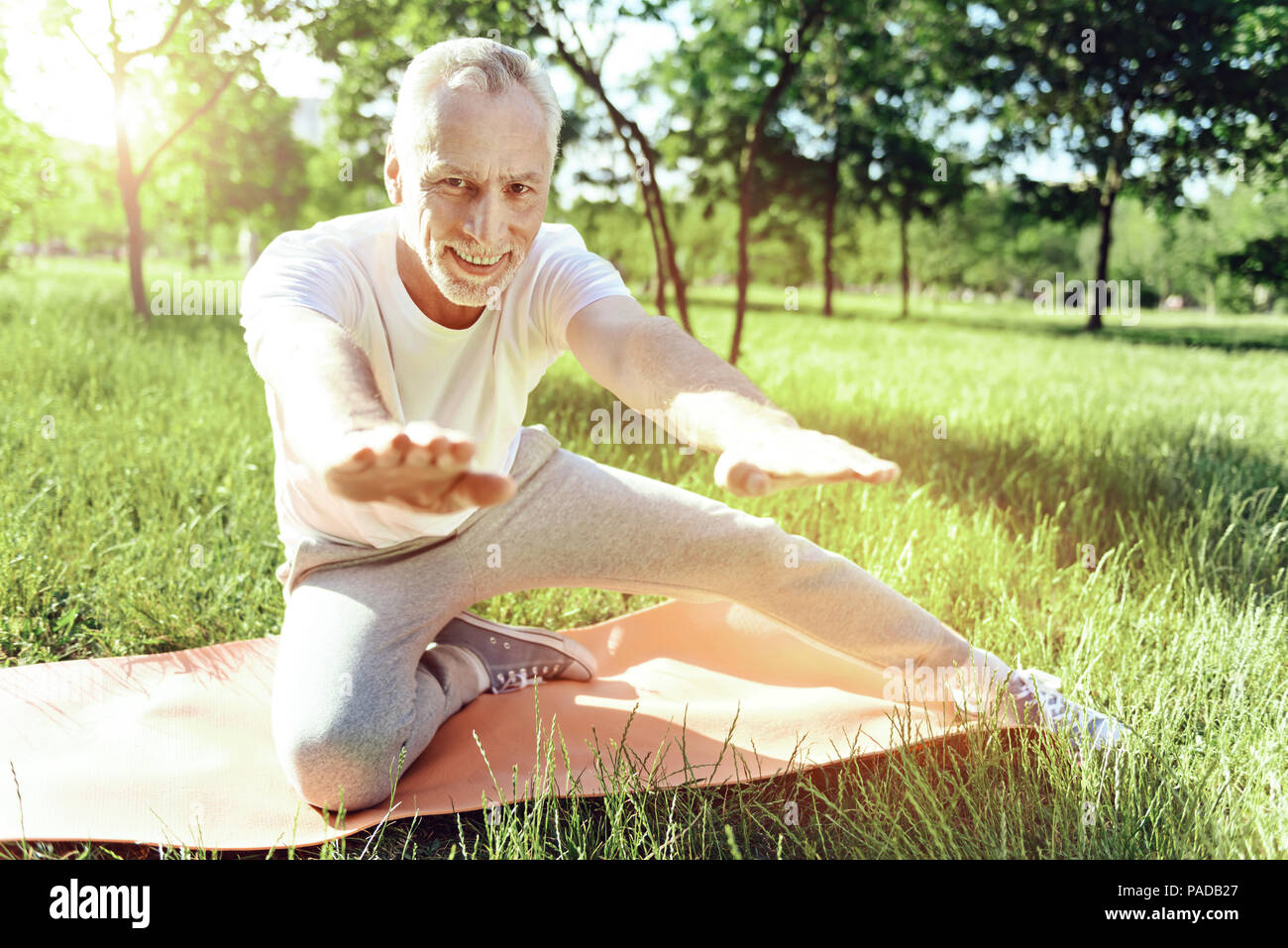 Keeping fit outside hi-res stock photography and images - Alamy