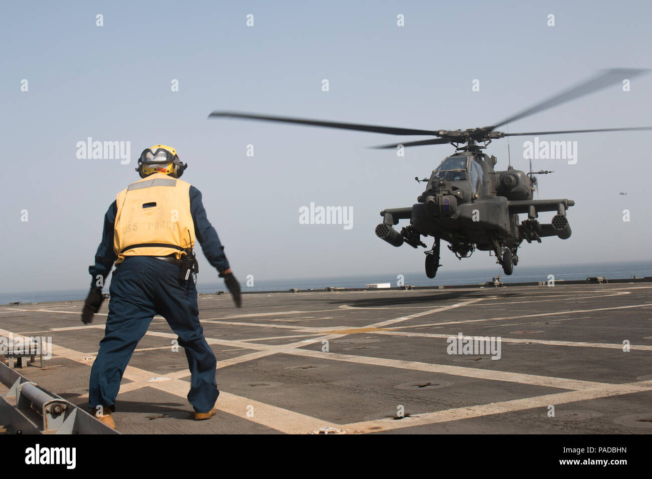 An AH-64 Apache helicopter from 3rd Squadron, 6th Cavalry Regiment ...