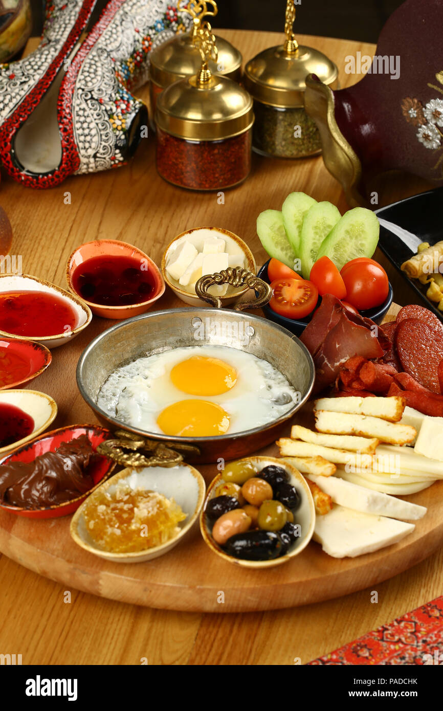 Traditional Turkish breakfast Stock Photo - Alamy