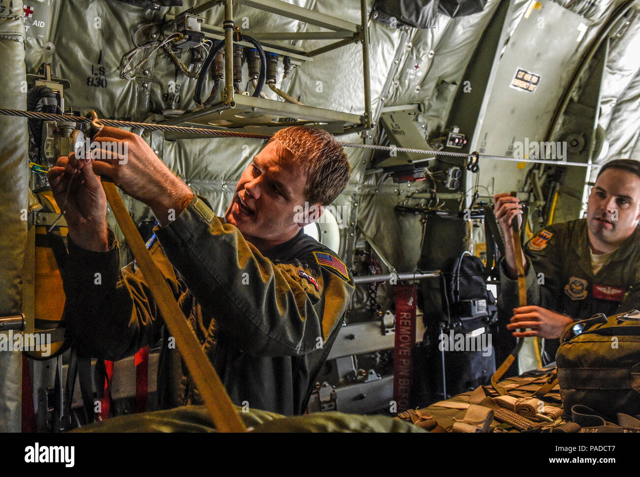 Tie down cargo hi-res stock photography and images - Alamy