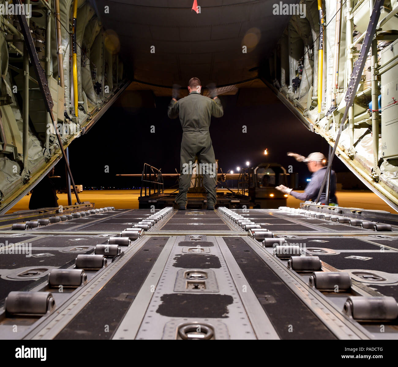 60k Loader High Resolution Stock Photography and Images - Alamy