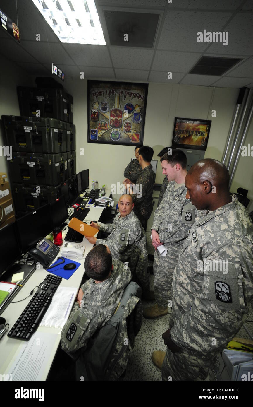 Pfc logan nielson hi-res stock photography and images - Alamy