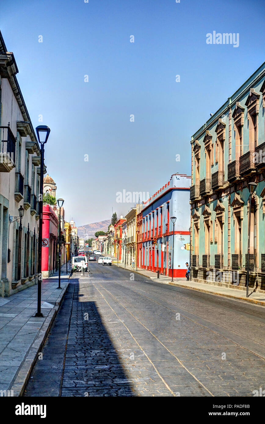 Colonial architecture oaxaca hi-res stock photography and images - Alamy