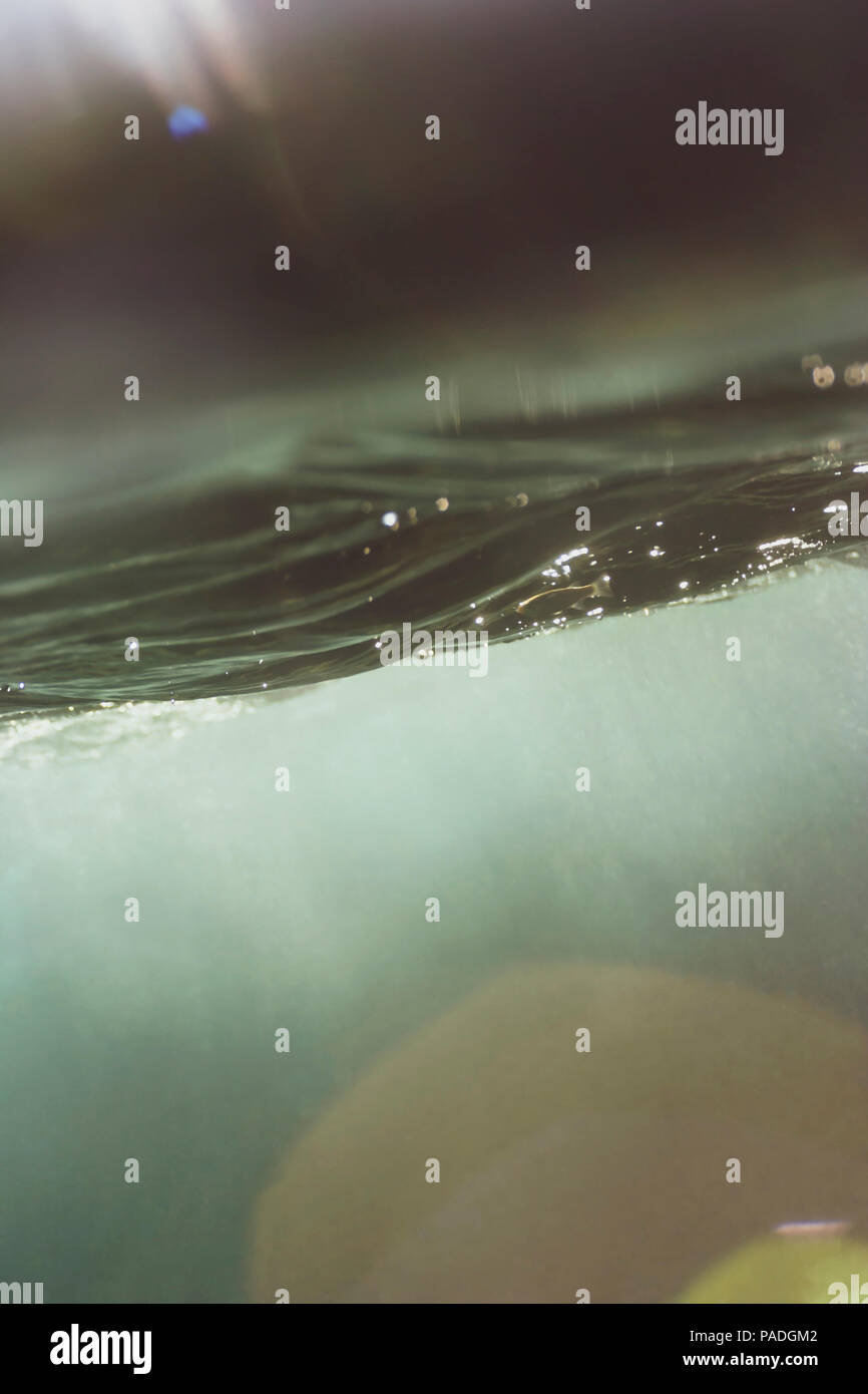 Light shining through wave hi-res stock photography and images - Alamy