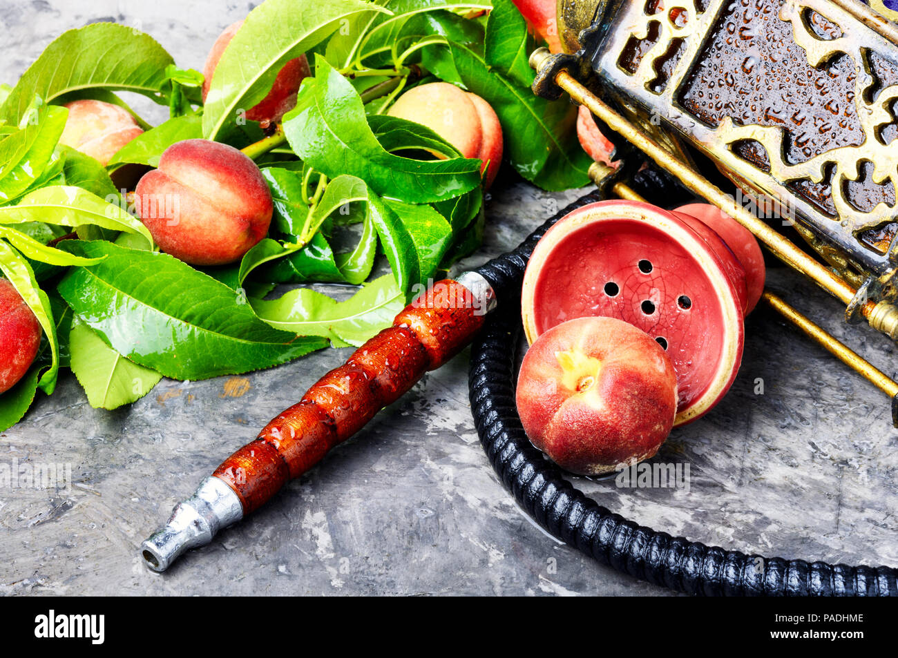 Shisha deluxe lounge hi-res stock photography and images - Alamy