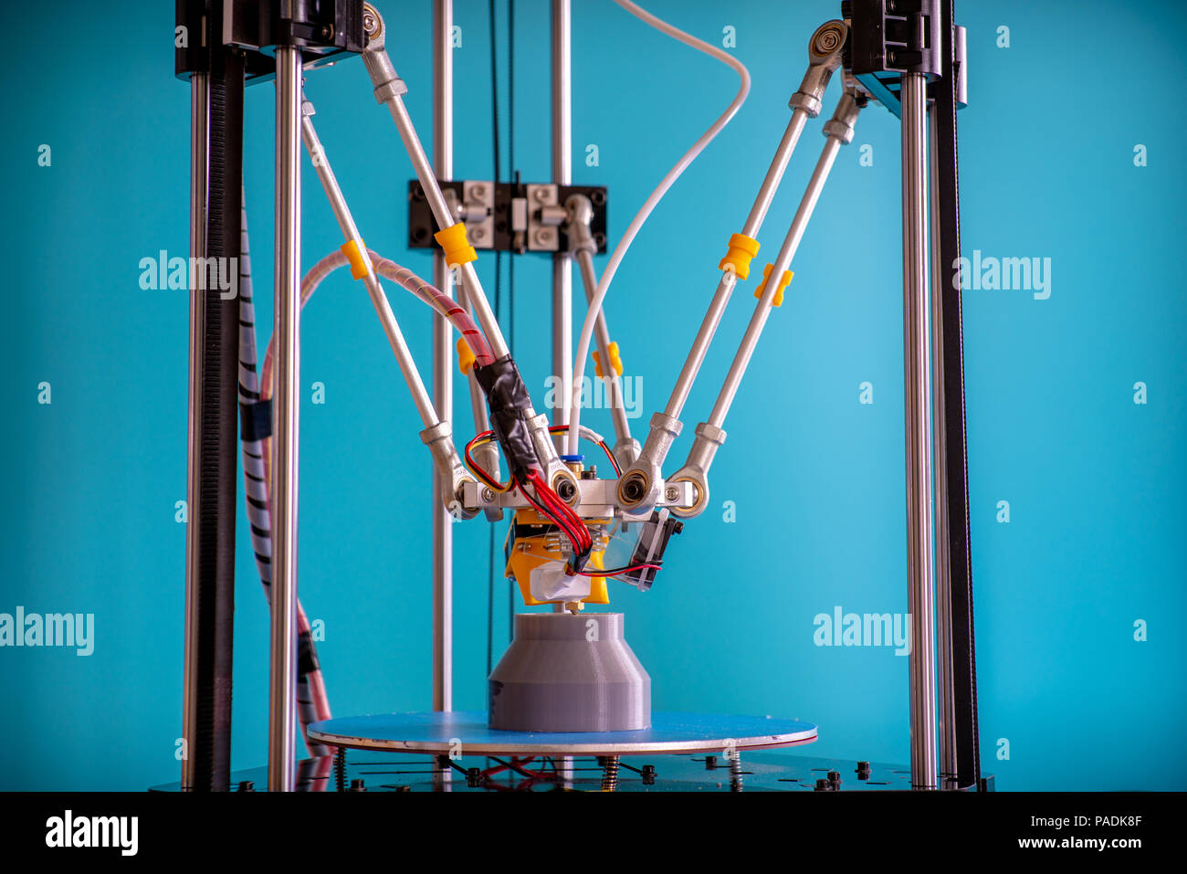 Print parts on a delta 3D printer in industrial lab Stock Photo - Alamy