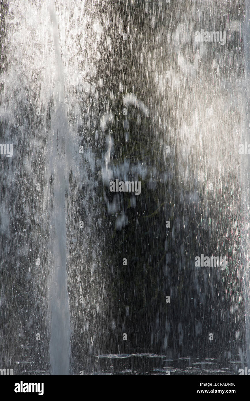 Maidenhead, Berkshire, England, "Water Fountain Display", "Raymill ...