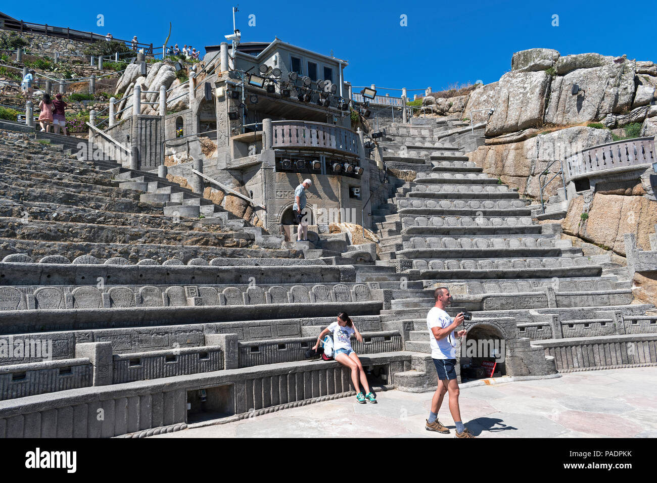 Minack theatre cornwall hi-res stock photography and images - Alamy
