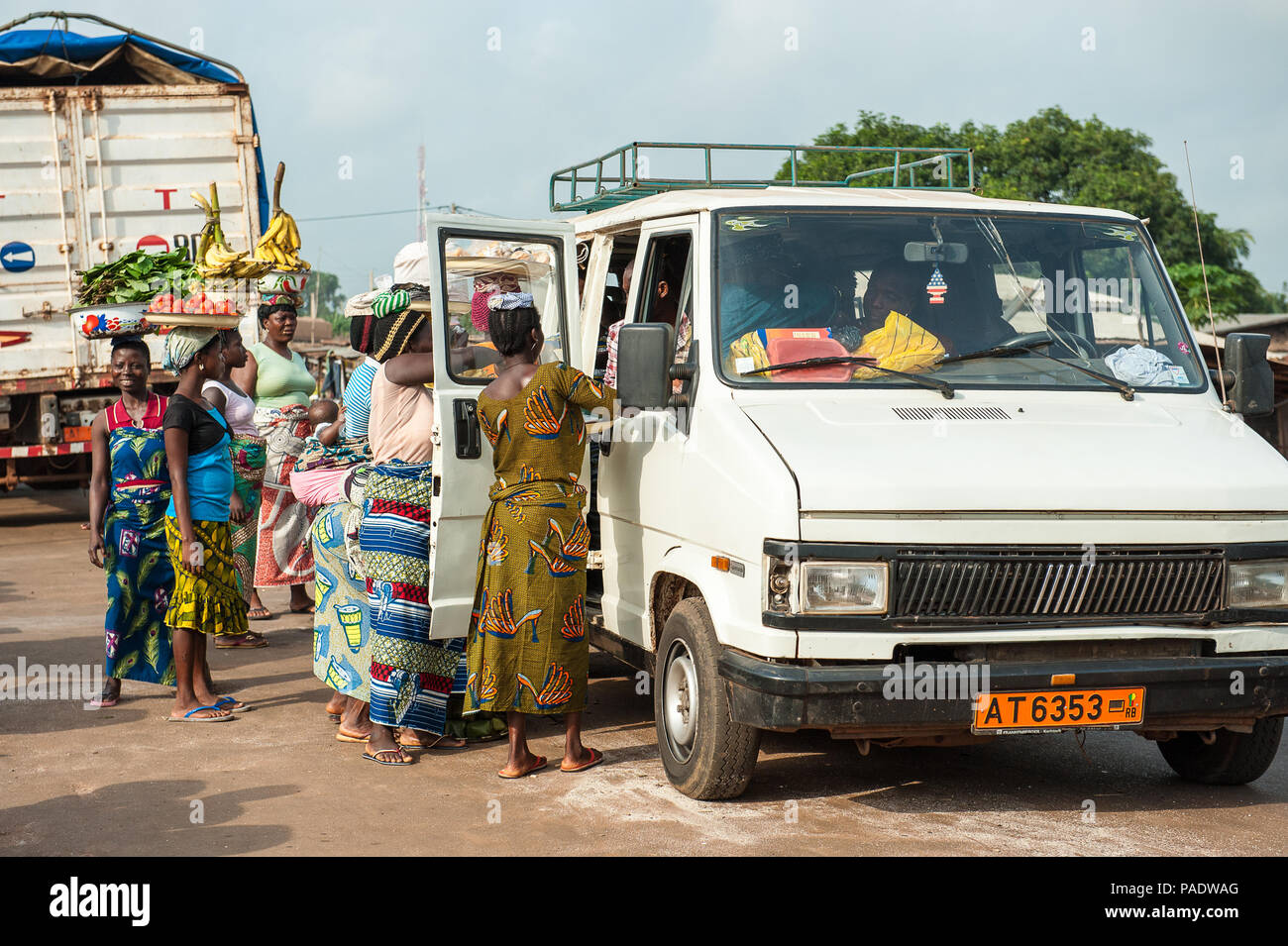 Cameroon bus hi-res stock photography and images - Alamy
