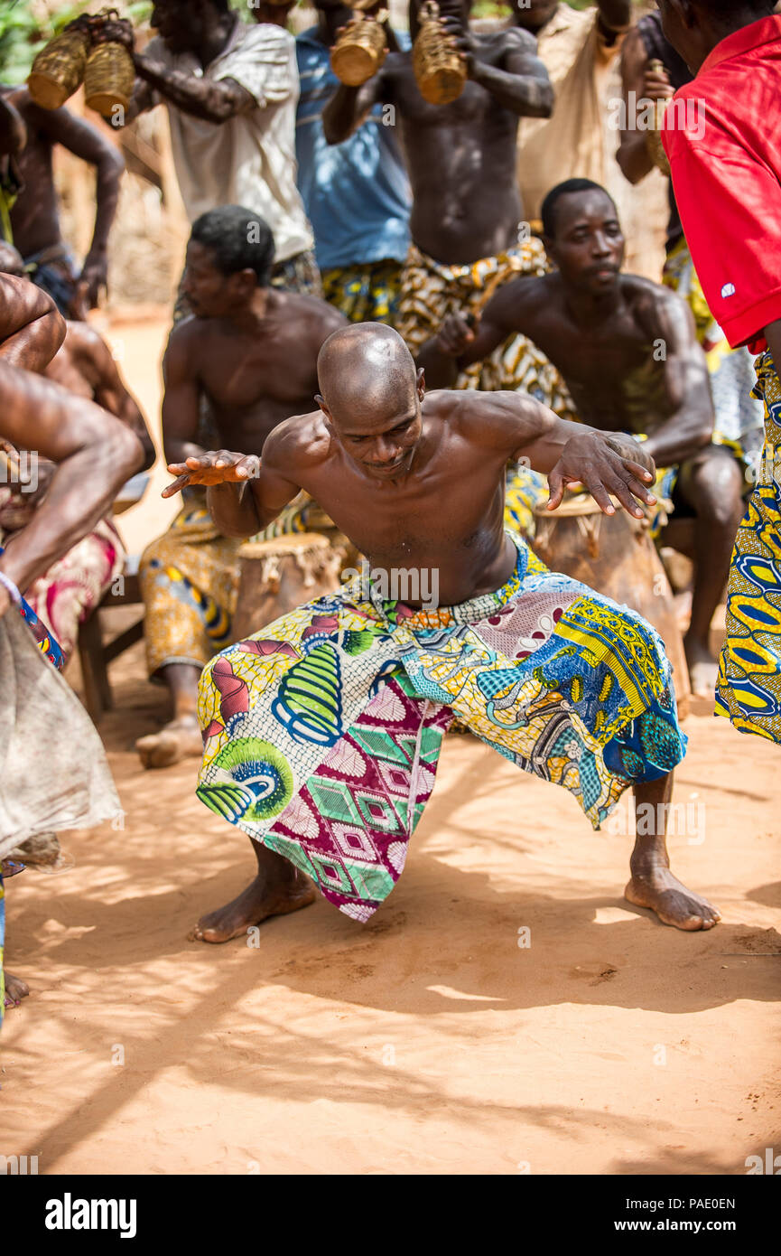 Zambian man with traditional dress hi-res stock photography and images ...