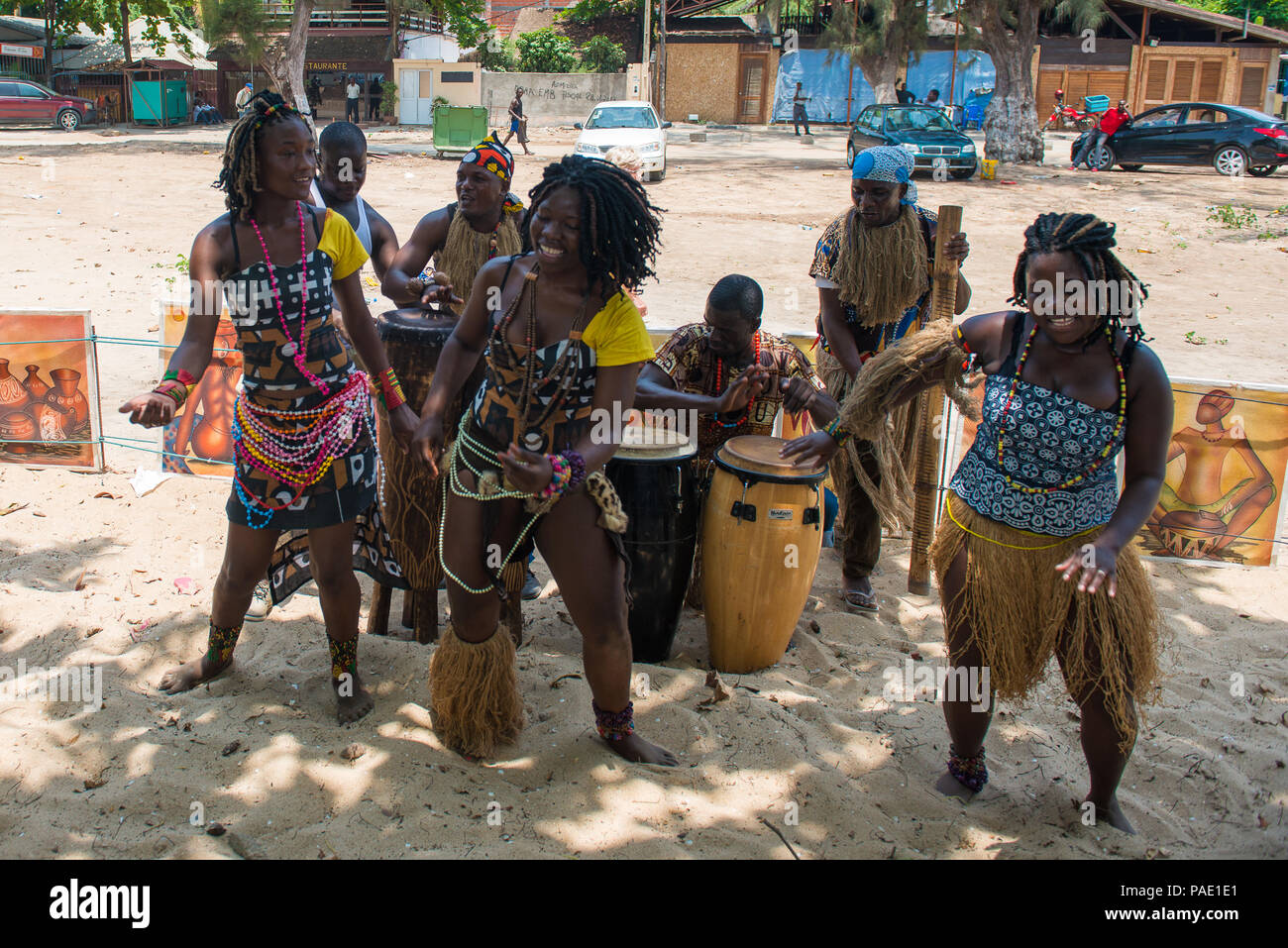Angola angolan poor poverty hi-res stock photography and images - Alamy