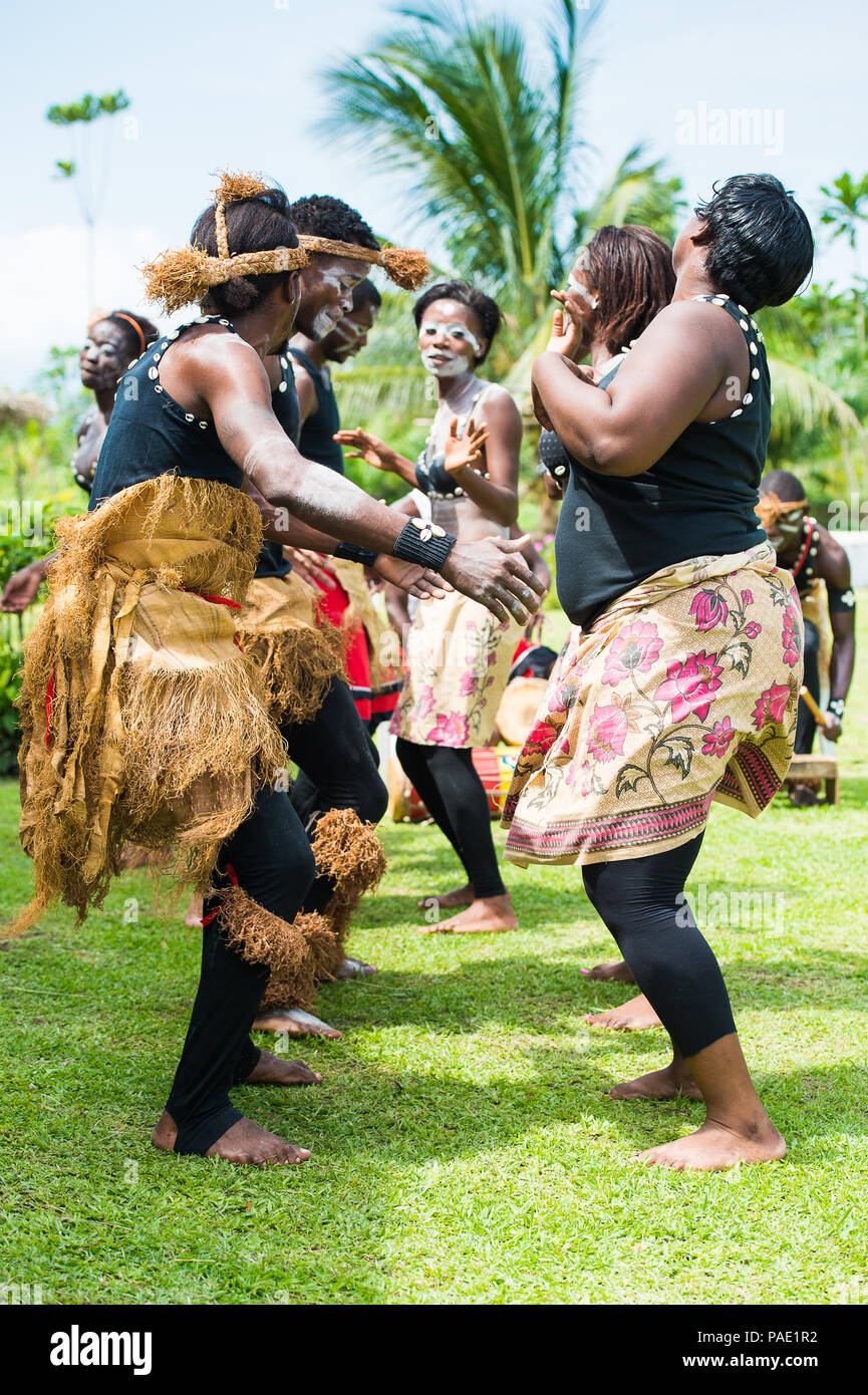 Gabonese music hi-res stock photography and images - Alamy