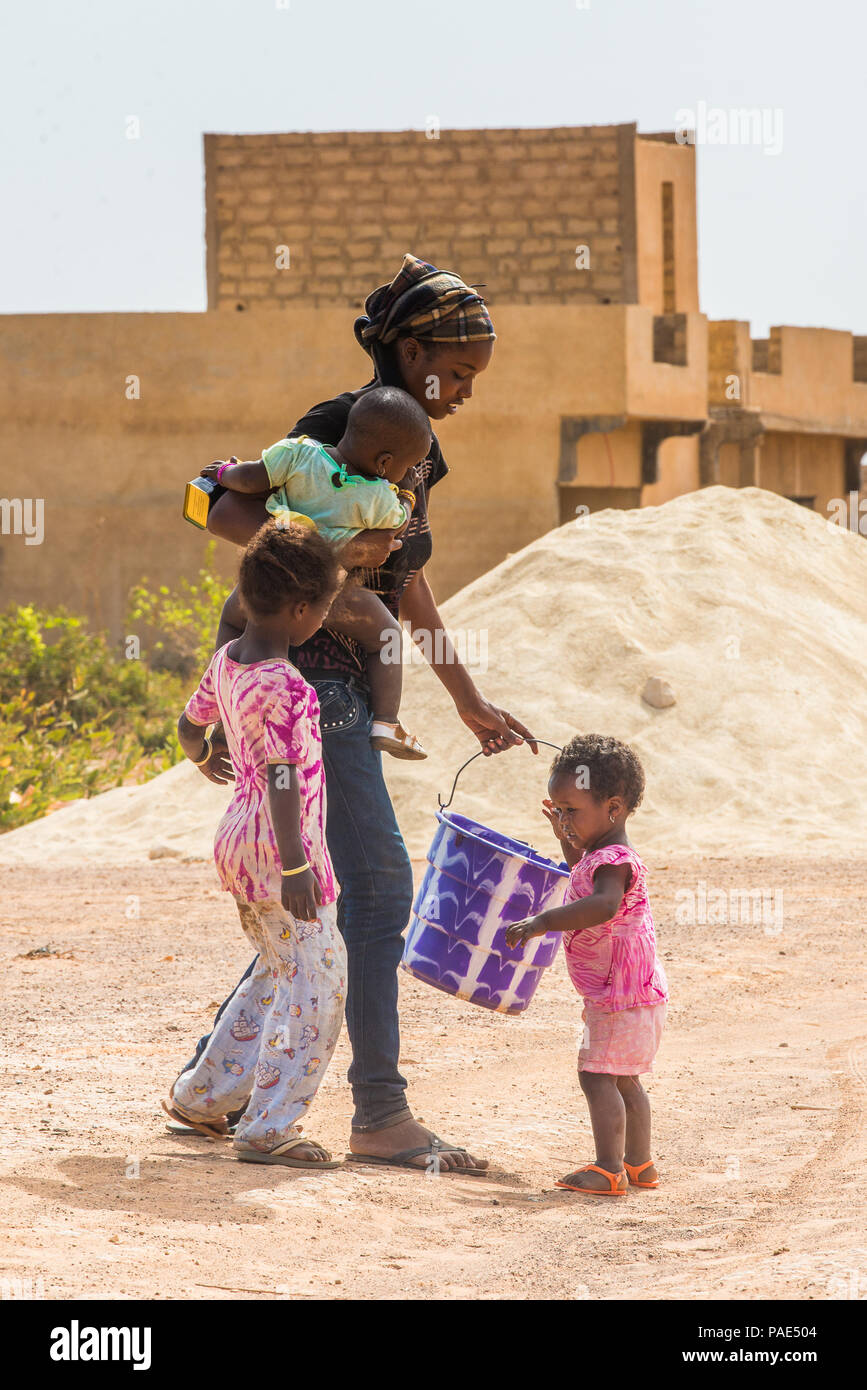 Senegalese tribe hi-res stock photography and images - Alamy