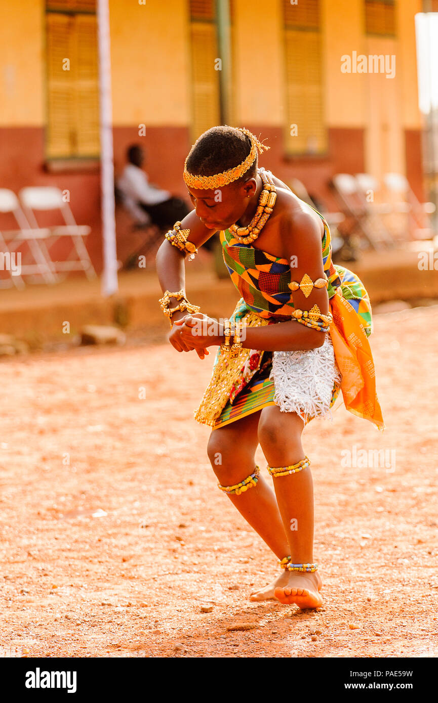 GHANA - MARCH 3, 2012: Unindentified Ghanaian girl dances traditional ...