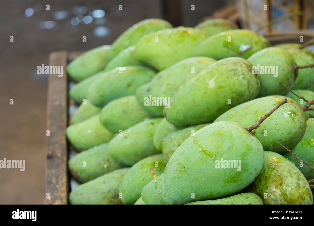 green mangoes in the fresh market Stock Photo - Alamy