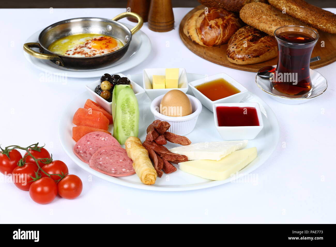 Turkish breakfast with simit bagel Stock Photo - Alamy
