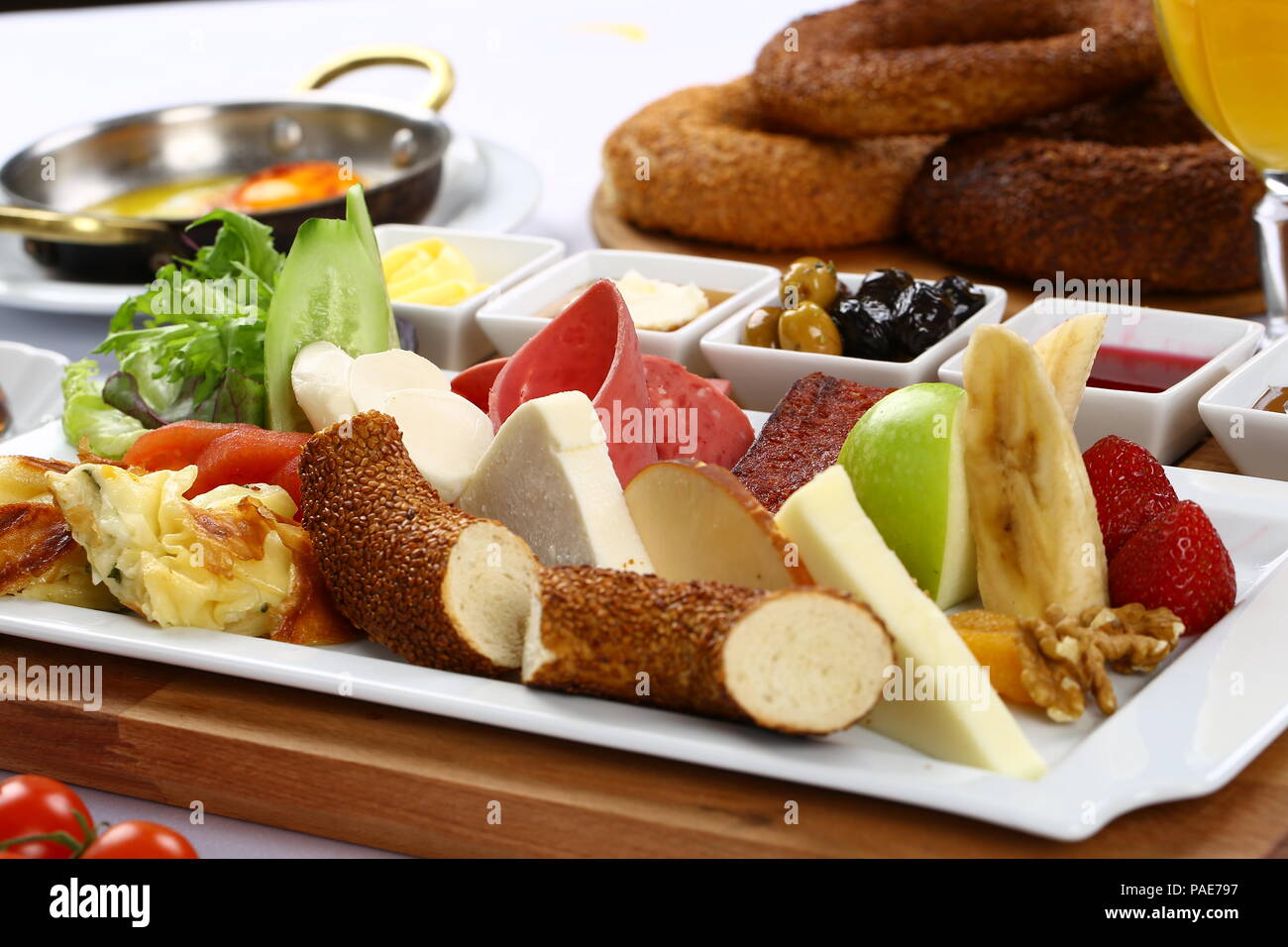 Turkish breakfast with simit bagel Stock Photo - Alamy