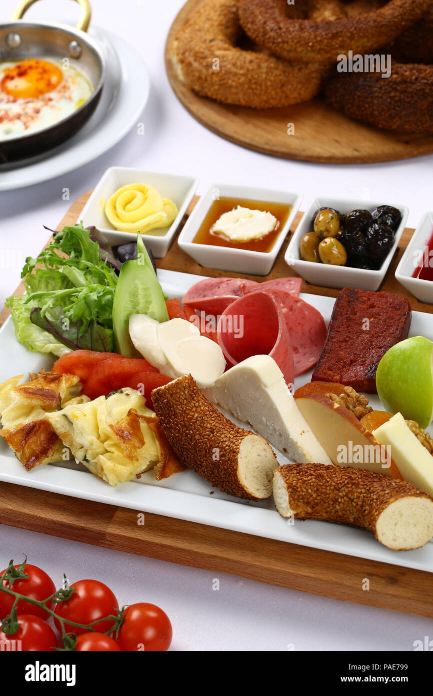 Turkish breakfast with simit bagel Stock Photo - Alamy
