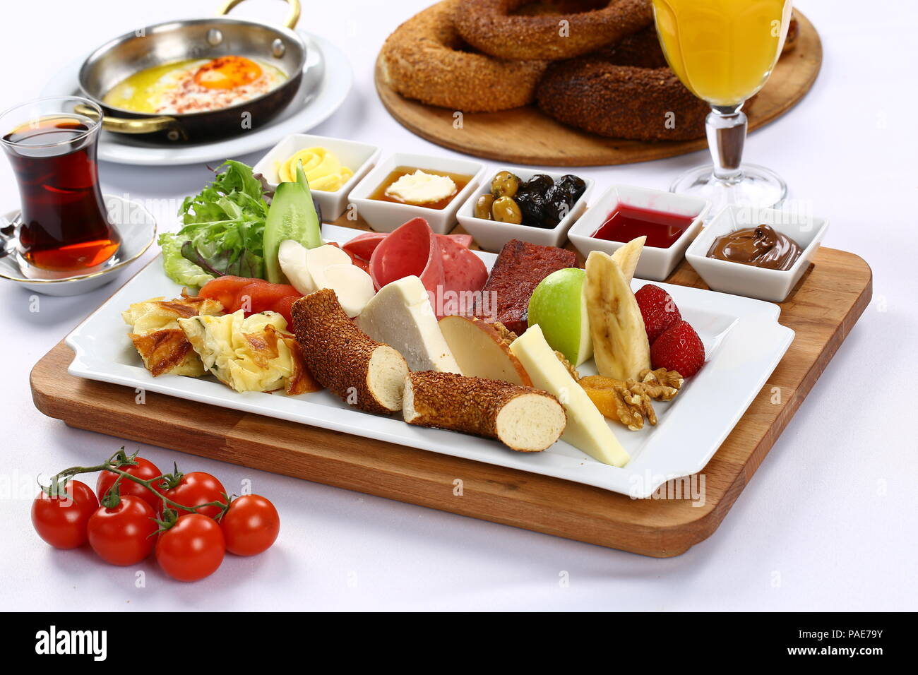 Turkish breakfast with simit bagel Stock Photo - Alamy