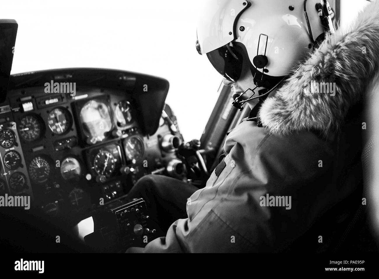 160316-N-SG283-037 Arctic Circle (March 15, 2016) - Helicopter Pilot ...