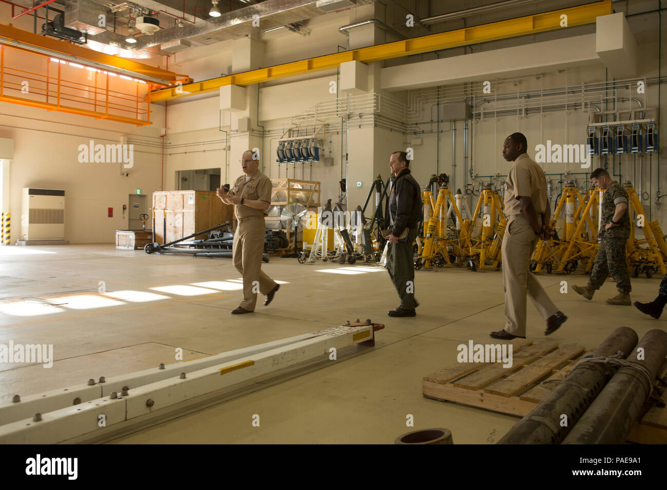 Commander, Naval Air Forces Vice Adm. Mike Shoemaker visits Marines and ...
