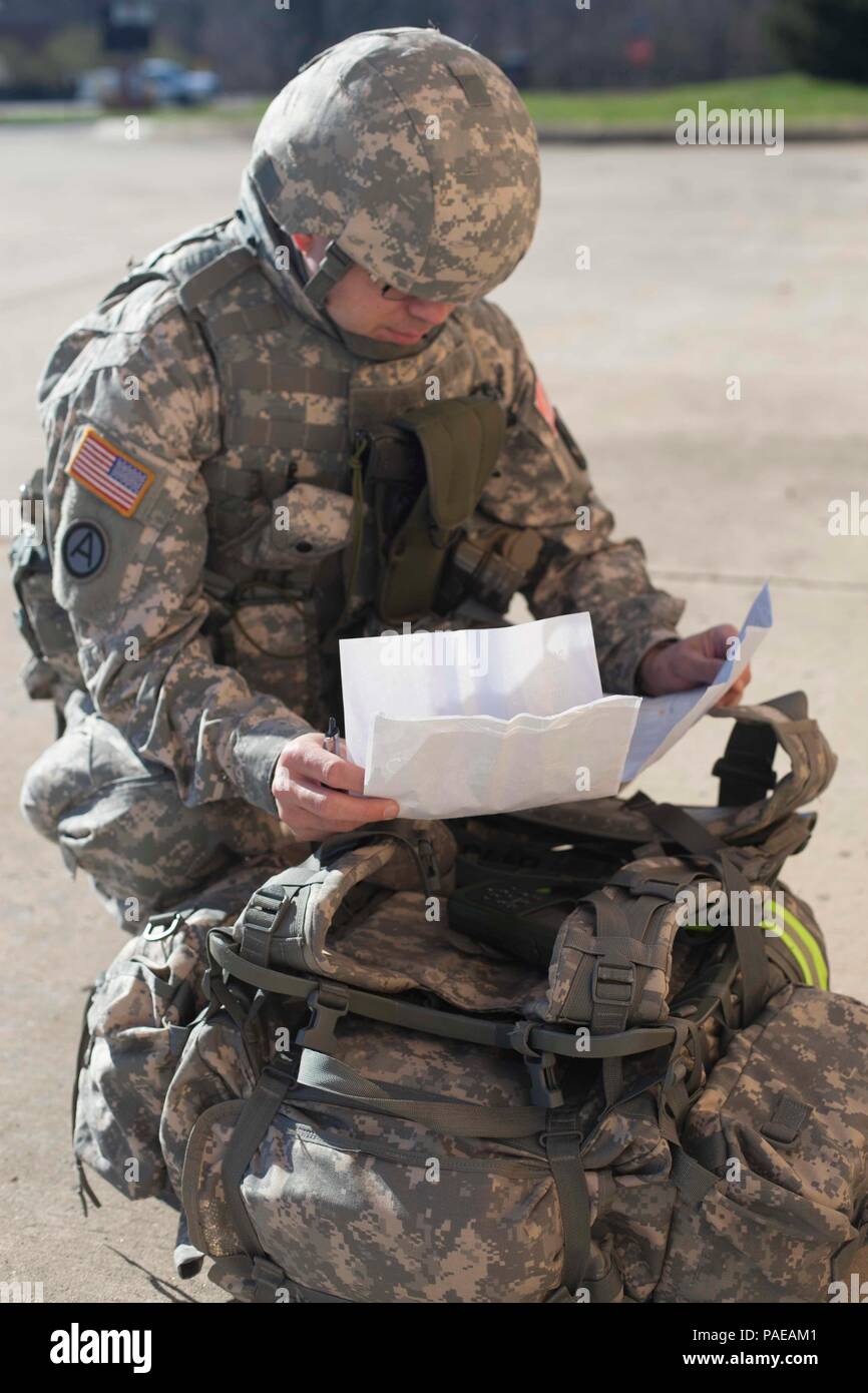 U.S. Army Sgt. 1st Class Romeo Santos of the Army Reserve Careers ...