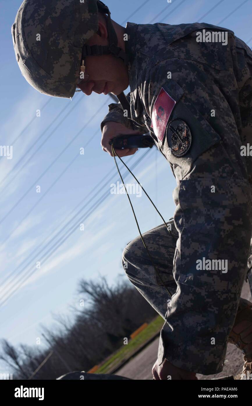 U.S. Army Sgt. 1st Class Romeo Santos of the Army Reserve Careers ...