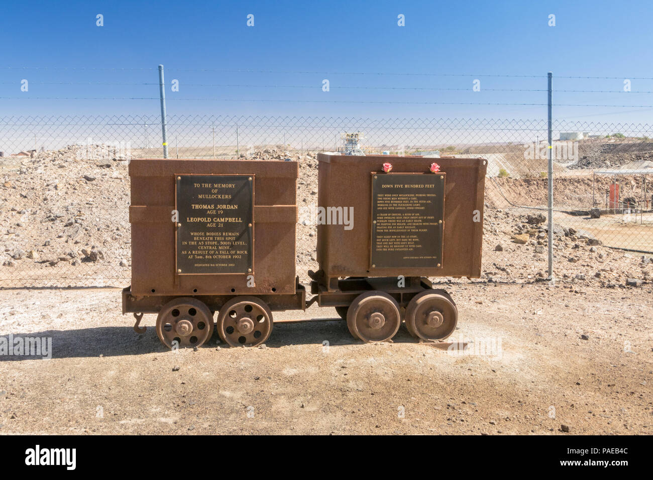Mine carts hi-res stock photography and images - Alamy