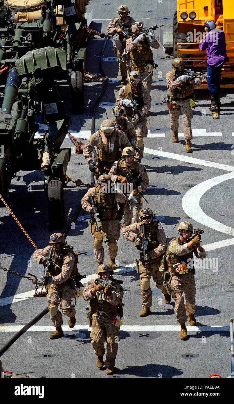 SEA (June 9, 2009) A 22nd Marine Expeditionary Unit (MEU) Visit, Board ...