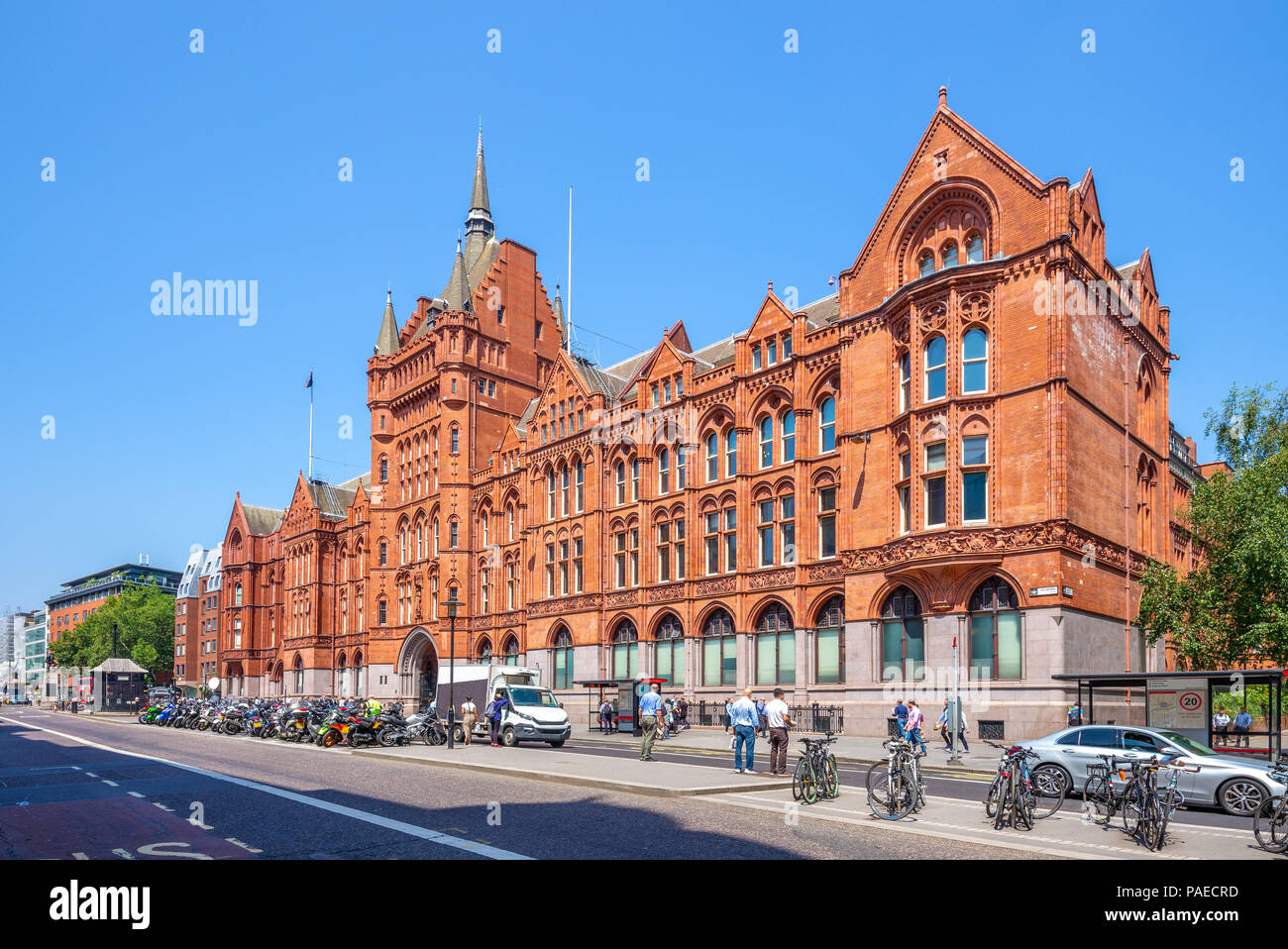Holborn bars building hi-res stock photography and images - Alamy