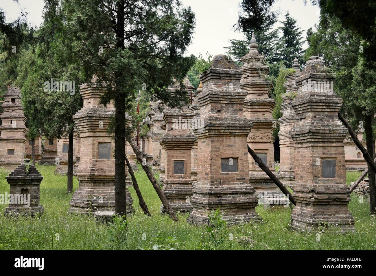 Shaolin temple historical henan hi-res stock photography and images - Alamy
