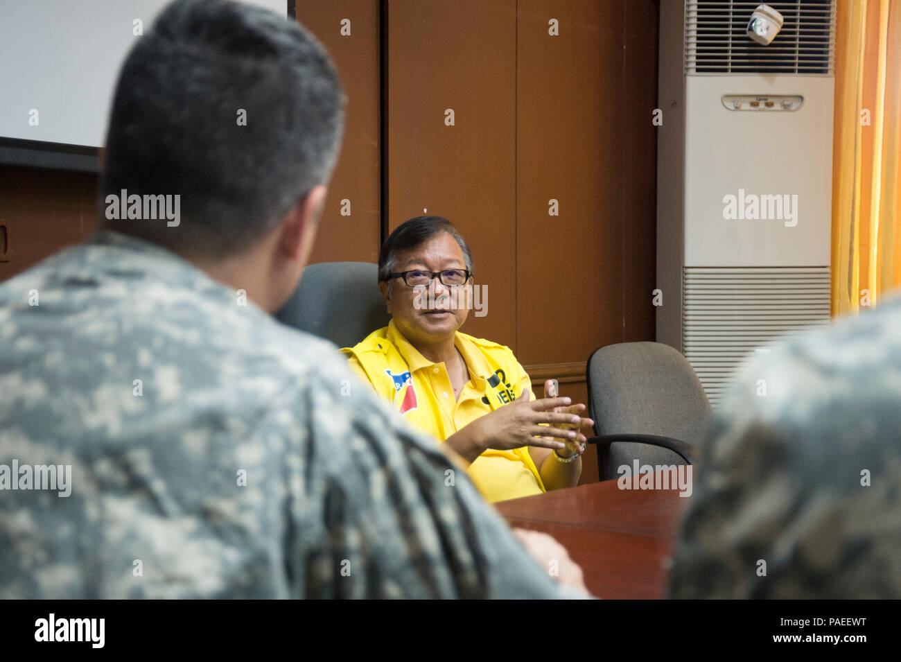 Armed philippines afp march during hi-res stock photography and images ...