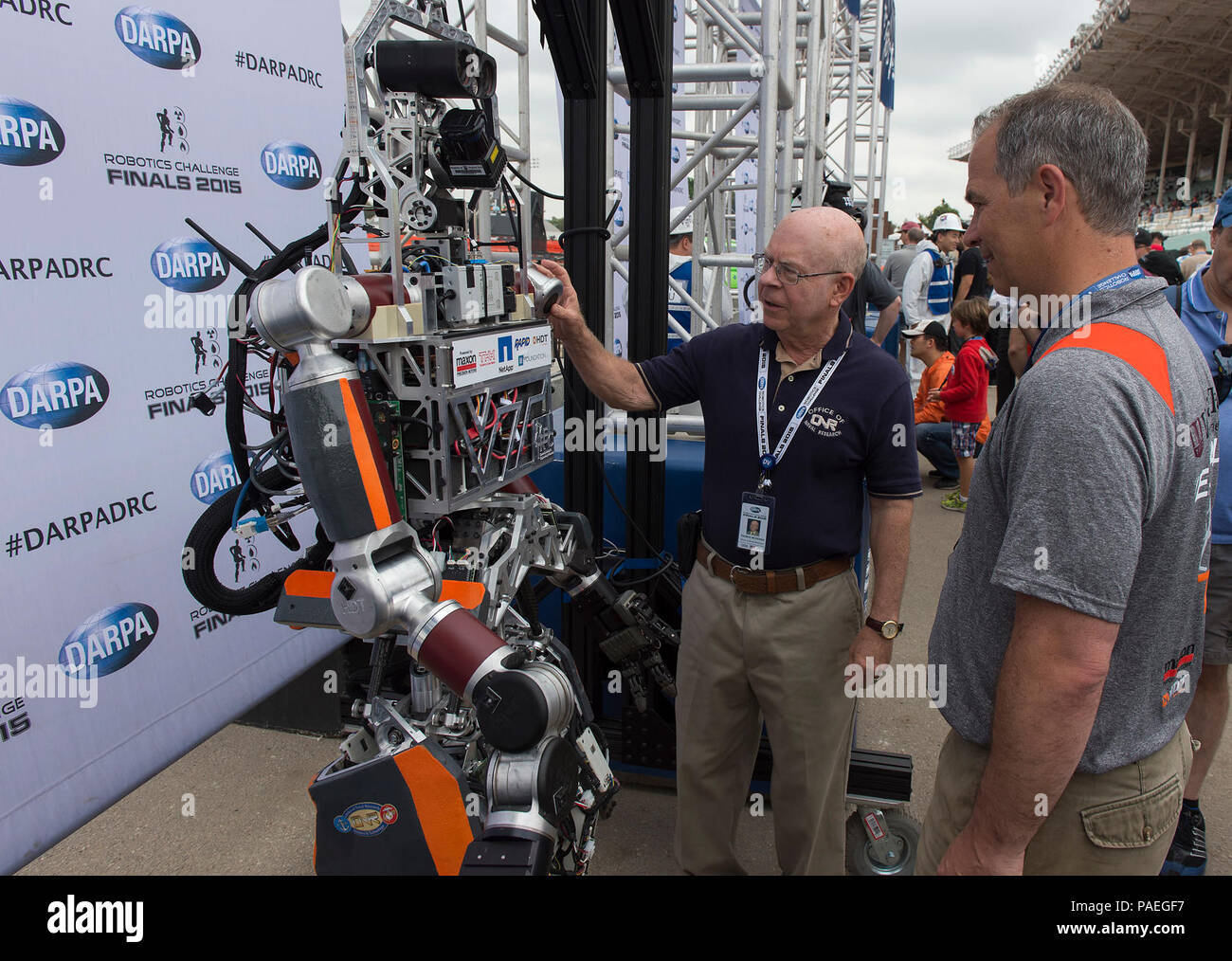 Shipboard autonomous firefighting robot hi-res stock photography and ...
