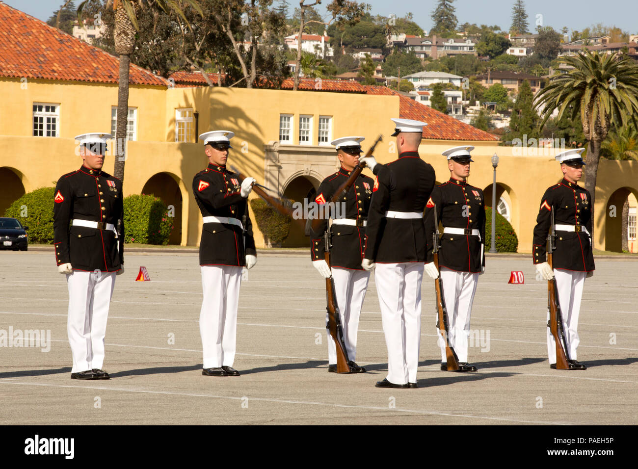 U S Marine Corps Recruit Platoon High Resolution Stock Photography and ...
