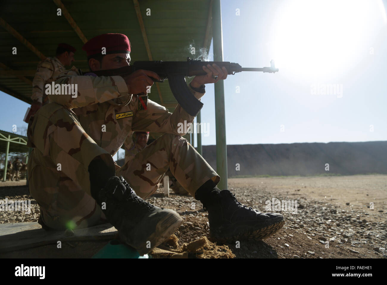 An Iraqi soldier with the Security Battalion, Nineveh Operations ...