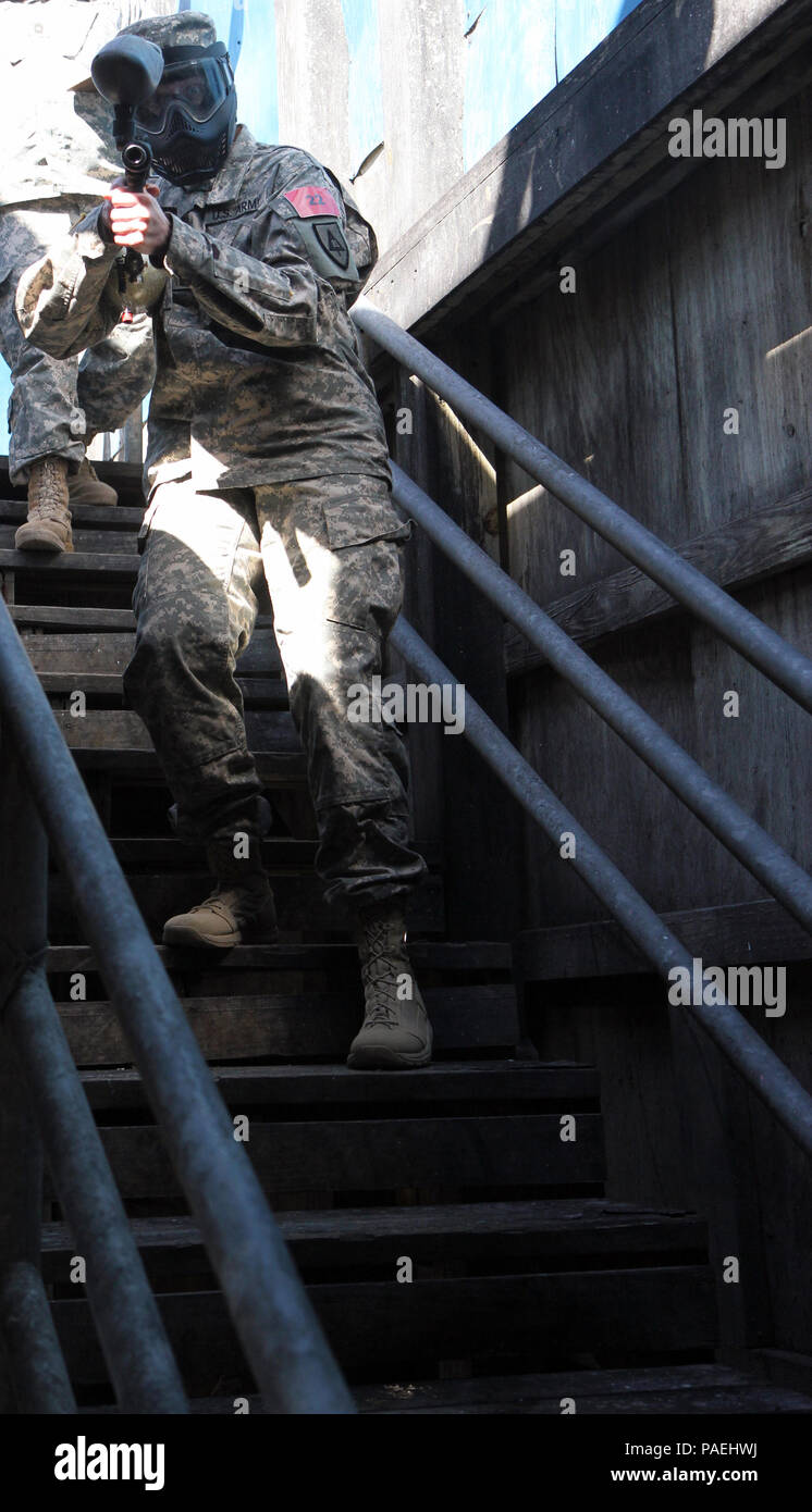 U.S. Army Reserve Sgt. Elizabeth Fowler, , 3rd Battalion, 290th ...