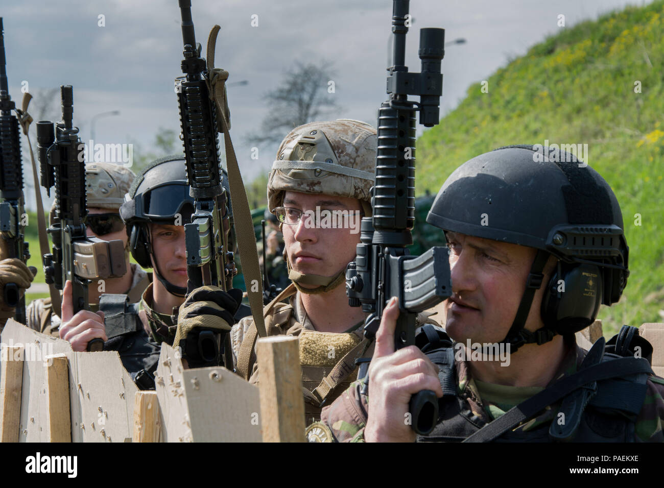 Anti terrorism unit hi-res stock photography and images - Alamy