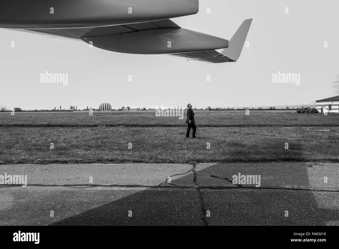 A 1st Airlift Squadron crew flies a mission Europe, April 22-25, 2016 ...