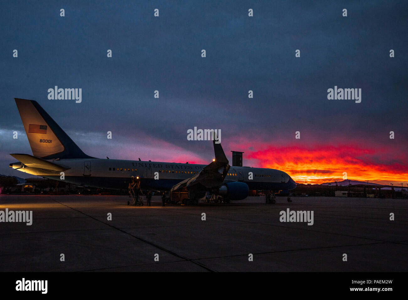 Recruiting hires hi-res stock photography and images - Alamy