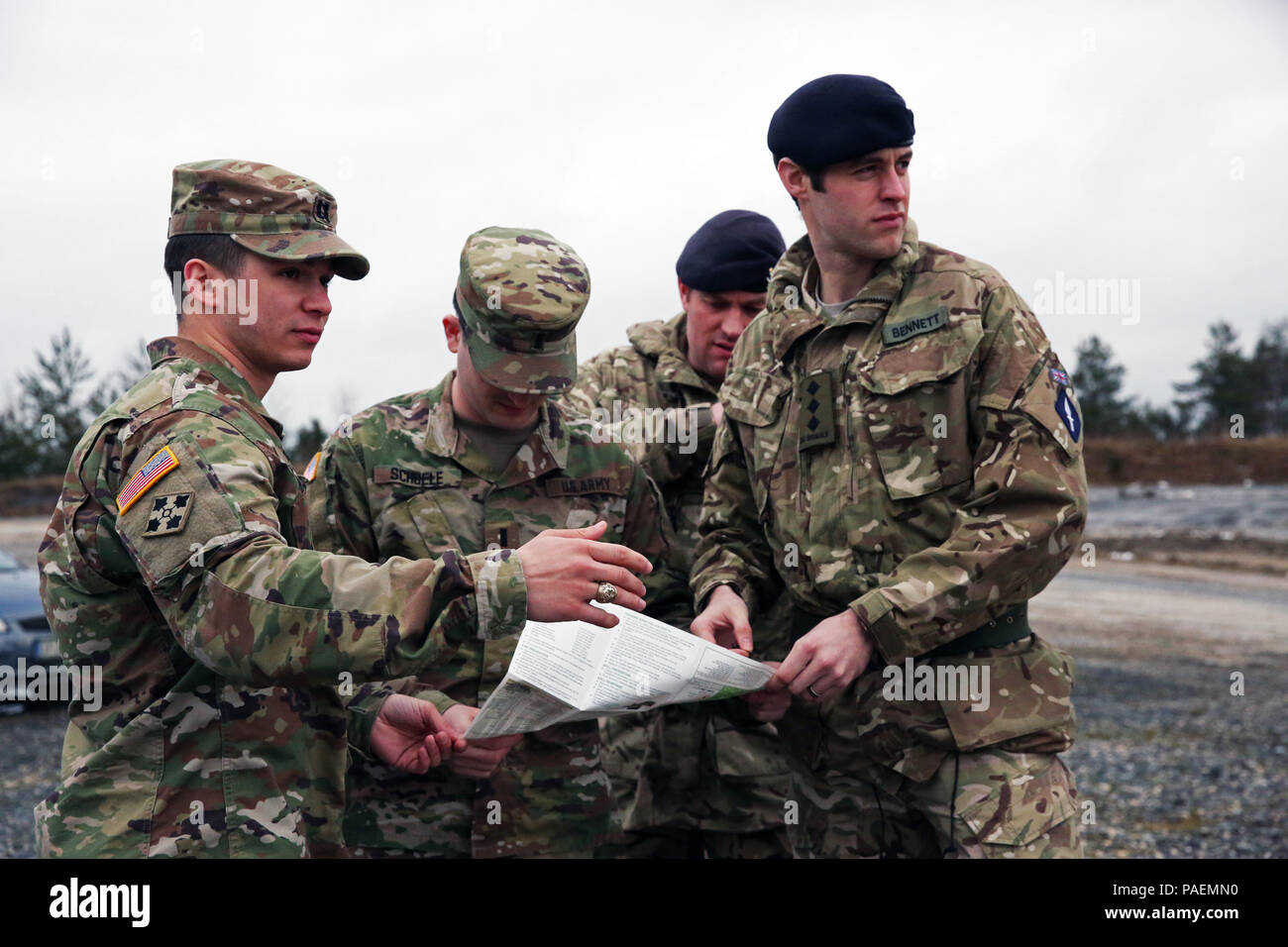 Leaders from the U.S. Army's 44th Expeditionary Signal Battalion, 2nd ...