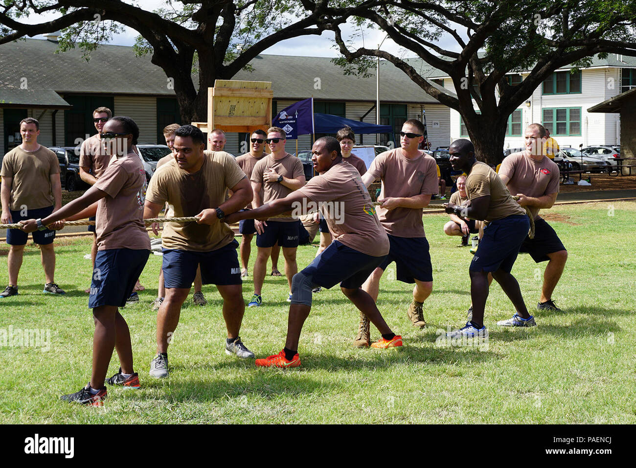 Humvee push hi-res stock photography and images - Alamy