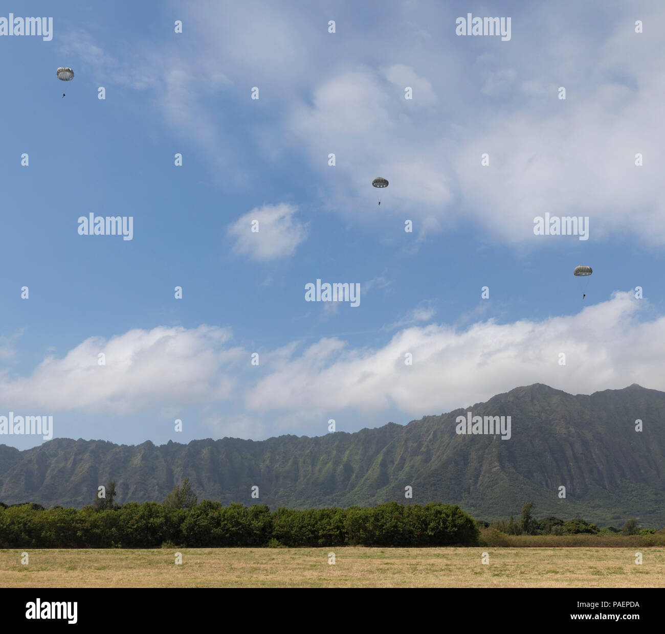 180716-N-N0842-1024 BELLOWS AIR FORCE STATION, Hawaii (July 16, 2018 ...