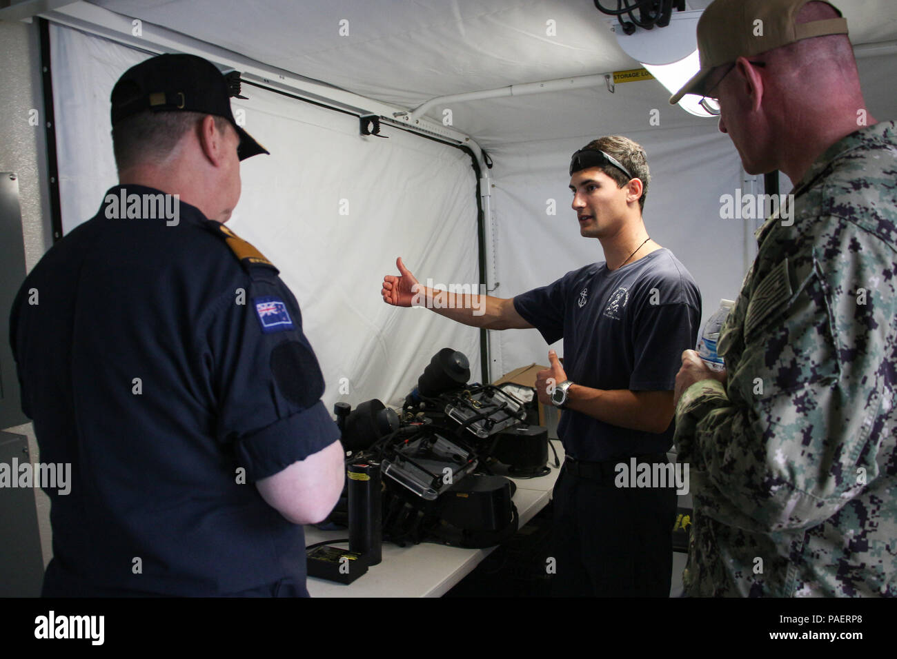 Royal navy leading diver hi-res stock photography and images - Alamy
