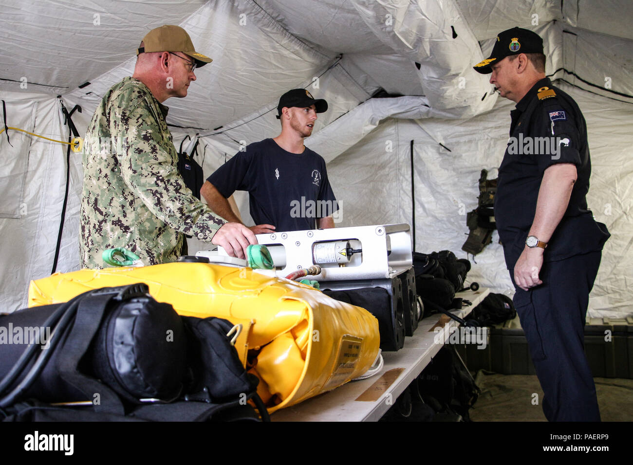 Dave shaw diver hi-res stock photography and images - Alamy