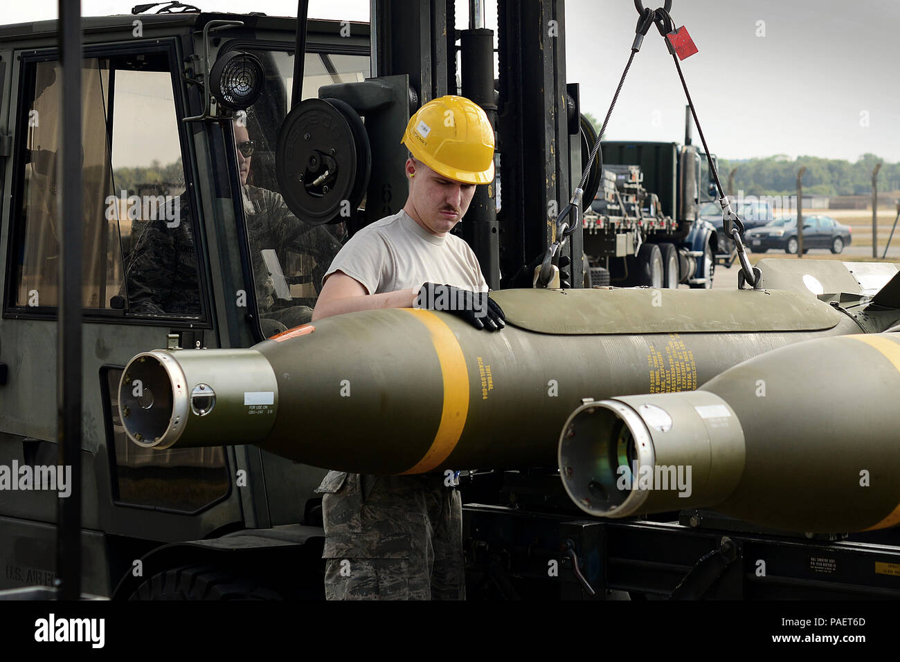 Small diameter bomb hi-res stock photography and images - Alamy