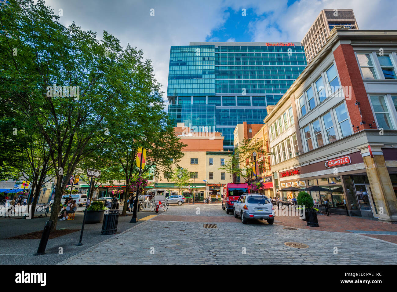 Market square pittsburgh hi-res stock photography and images - Alamy