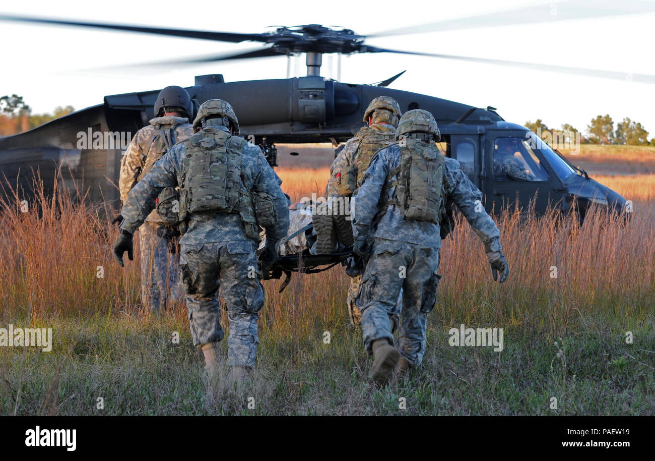Soldiers from Headquarters and Headquarters Company and Alpha Company ...